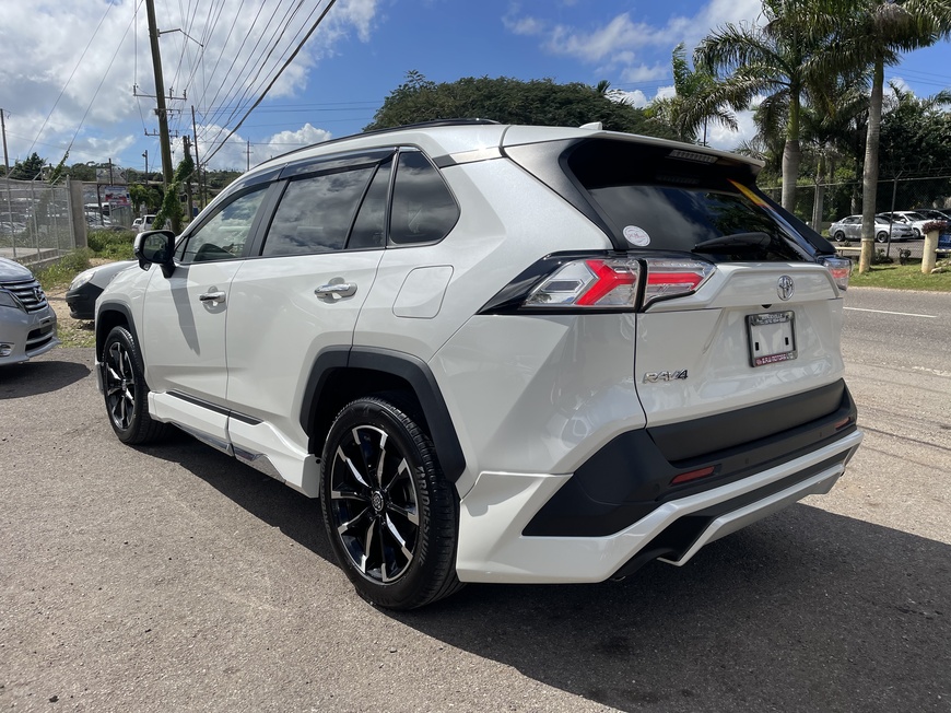 Toyota RAV4 Cars For Sale In Japan. Sell, Buy New Or Used Toyota RAV4 ...